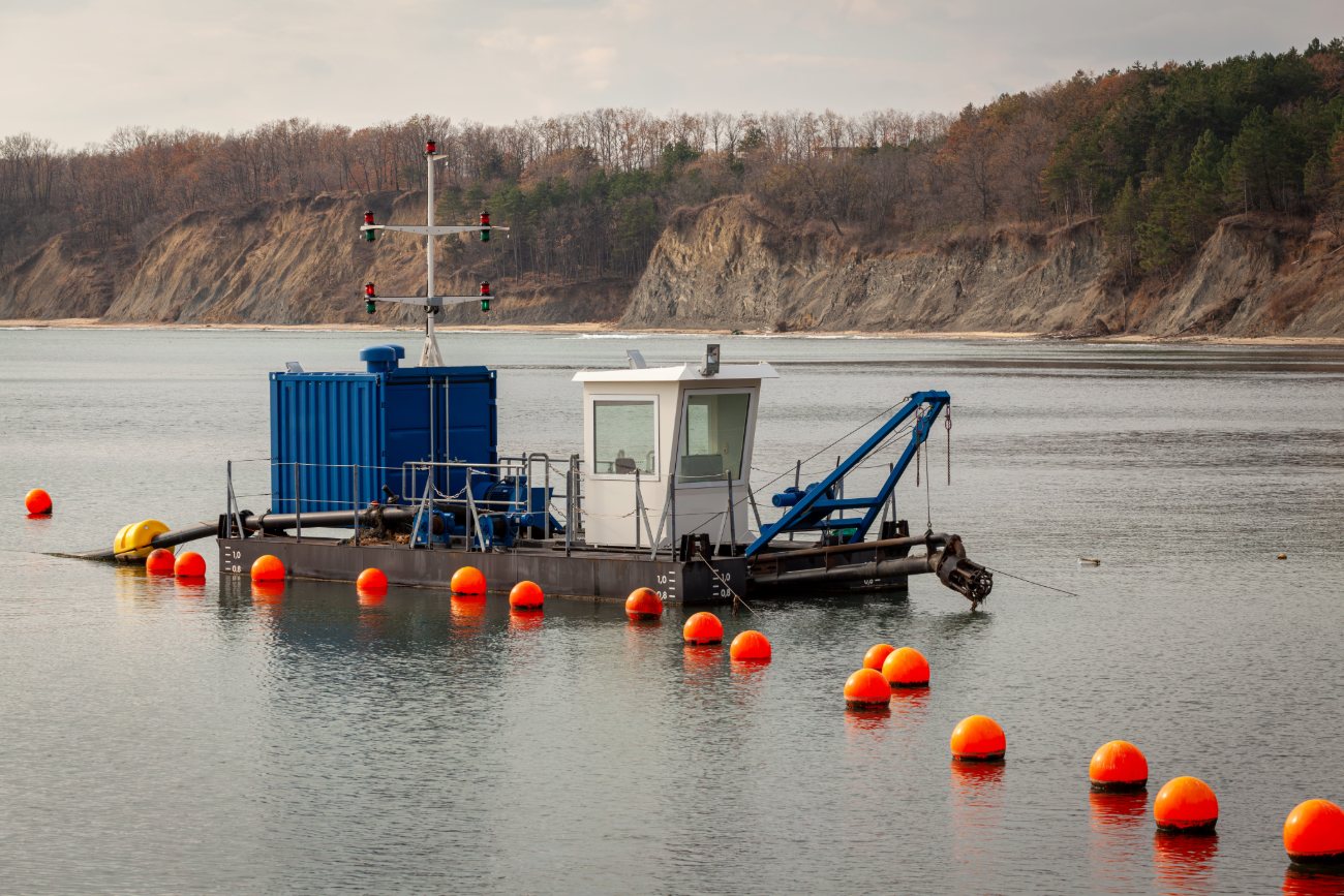 Dredging Machine Applications: Uses Today